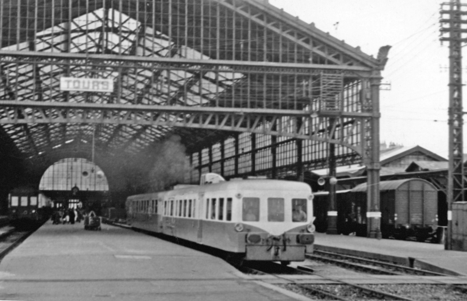 Les autorails Picasso X 3800 et leurs reproductions Jouef ...